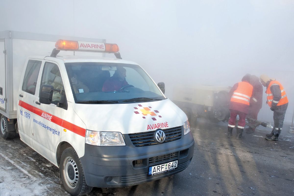 Į avarijas – tik darbo metu, o ir avarinė kainuoja per daug ...